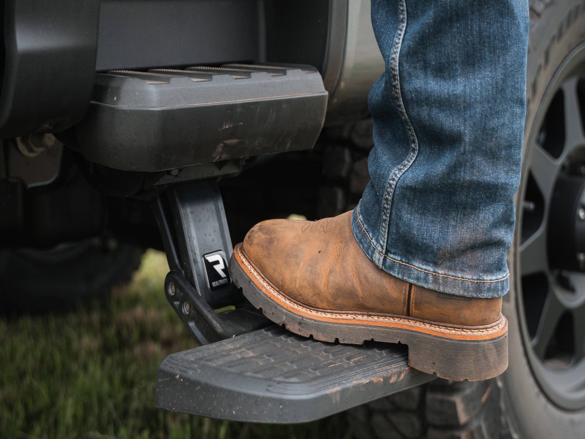 AGwagon: World's First Purpose Built Farm & Ranch Truck by Fox Factory ...